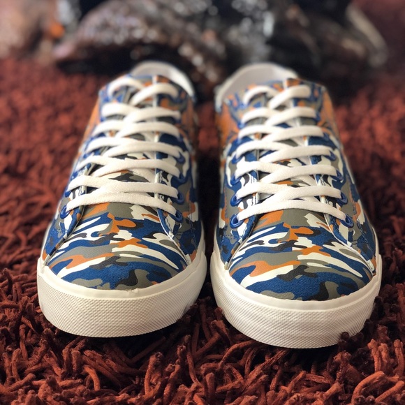 Row One | Shoes | Row One University Of Kentucky Sneakers Size 3 | Poshmark